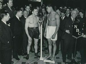 Joe Louis vs. Eddie Simms - BoxRec