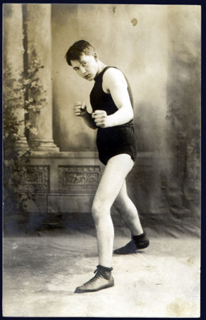 Dick Gilbert - BoxRec